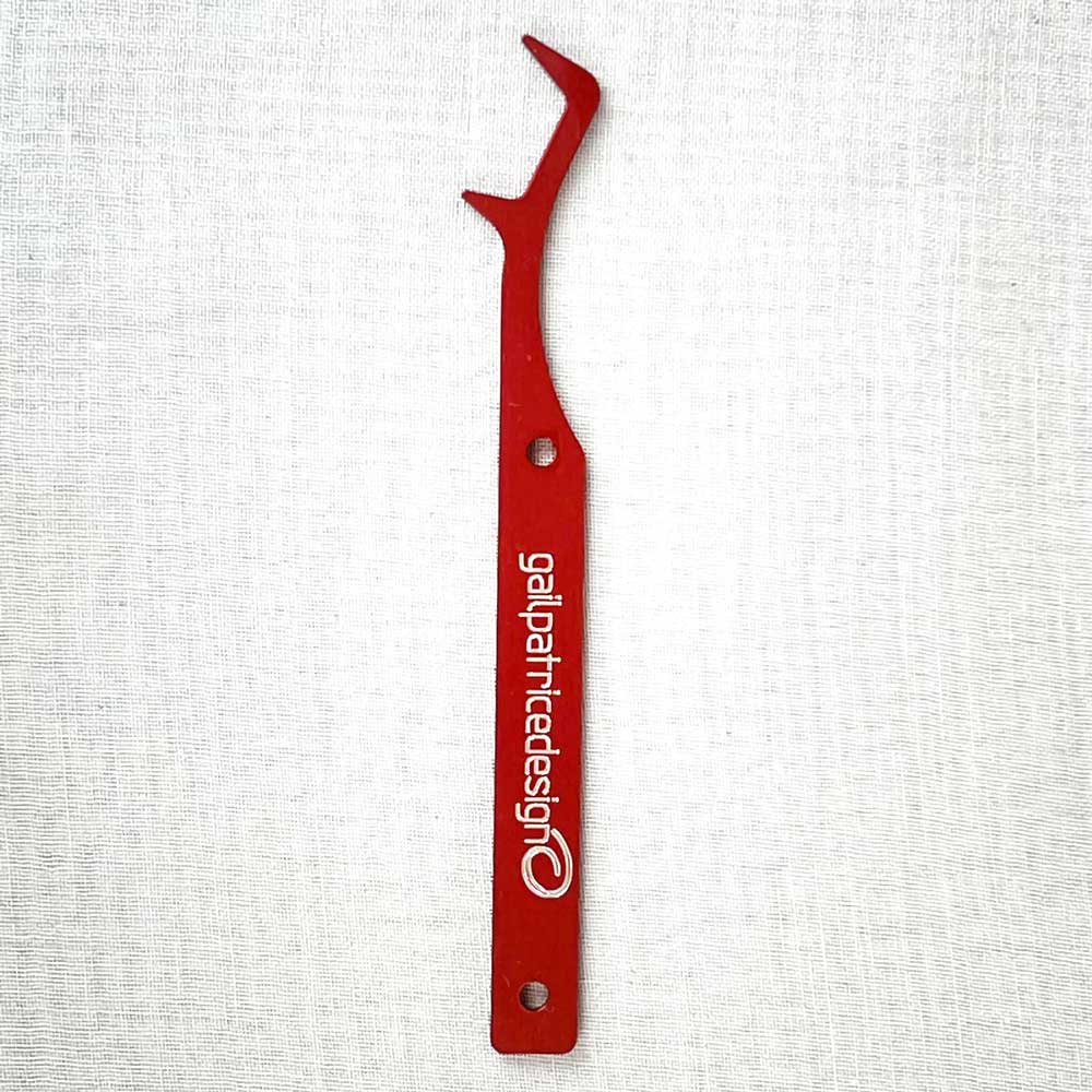 Chainstitch Locking Fork Red from Gail Yellen